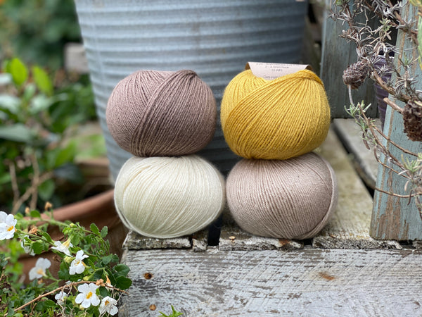 Four colour Milburn 4ply yarn pack -10 (200g) – Eden Cottage Yarns